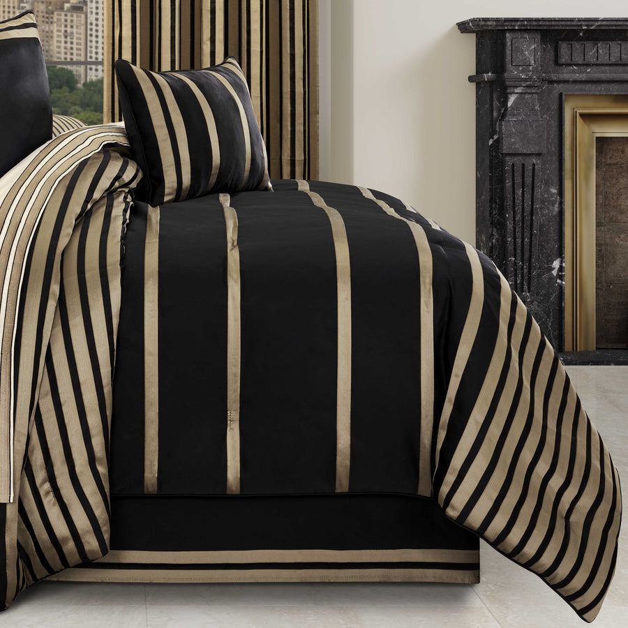 Calvari Black and Gold 4 Piece Comforter Set – Latest Bedding