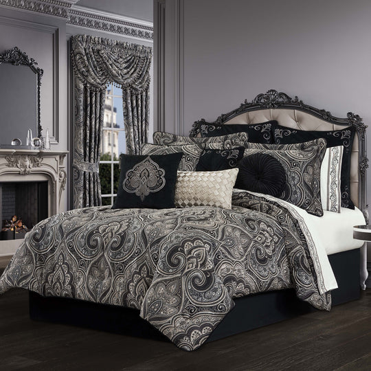 Top 45 Black Comforter Sets in King & Queen Size (2025) – Latest Bedding